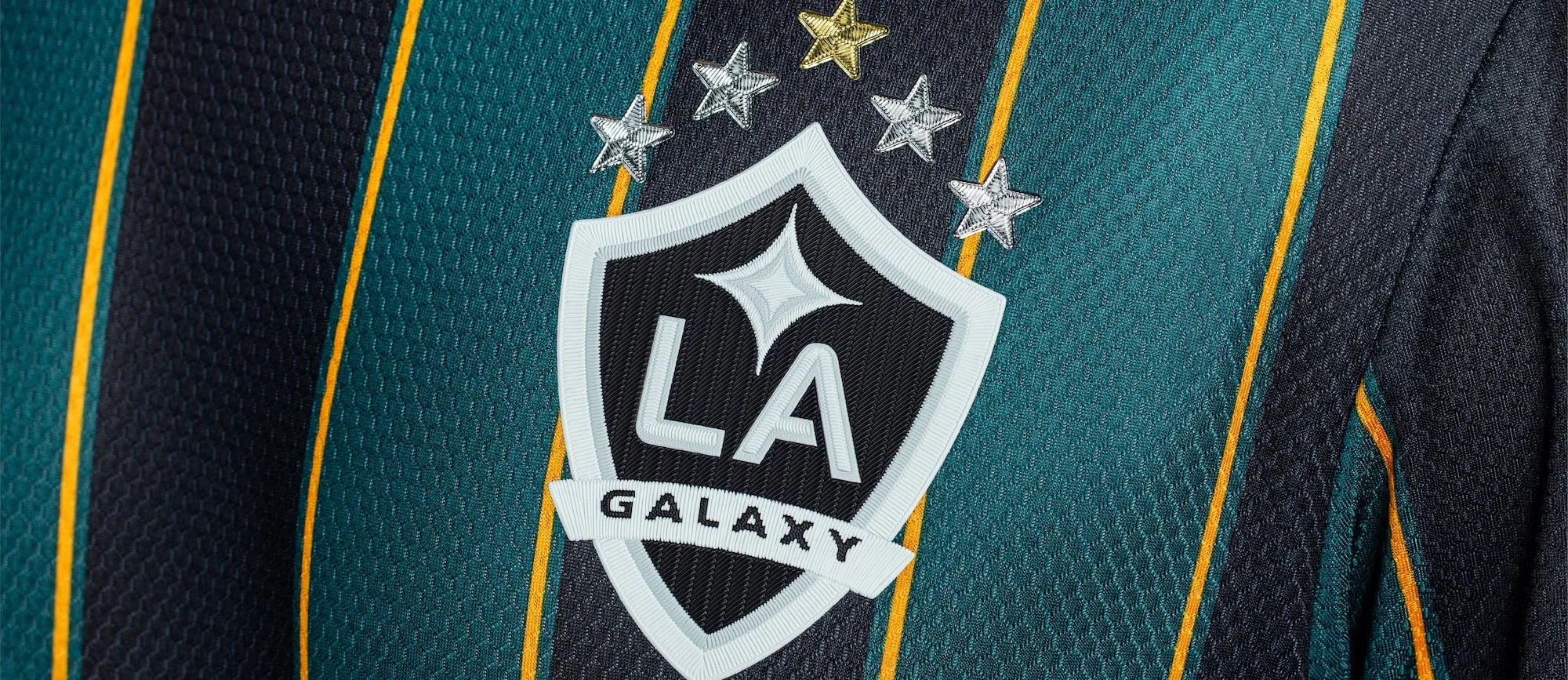 The Fascinating True Story Behind the 2021 Community Kit and the “Amor ...